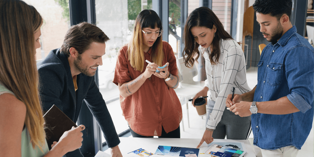 How to Host the Ultimate Game Night: Tips and Tricks"